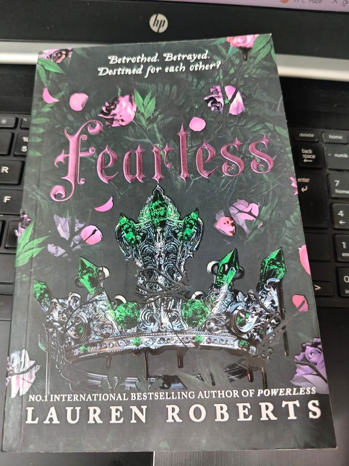 Fearful & Fearless by Lauren Roberts 2 Book Combo Set Paperback UK ITEM ...