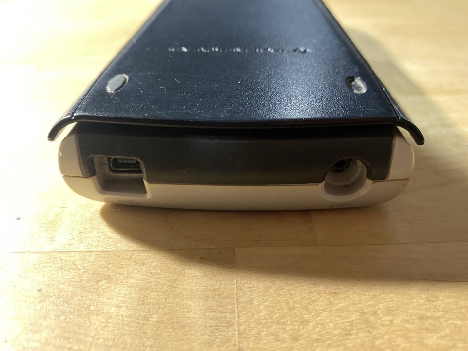 Texas Instruments TI-84 Plus Silver Edition Gray Graphing Calculator ...