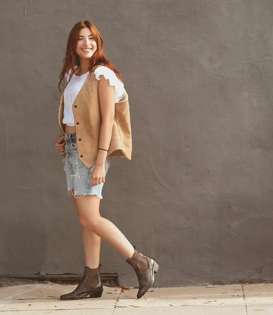 New ROAN by BED/STU Leather Cliffhanger Studded Western Chelsea Booties ...