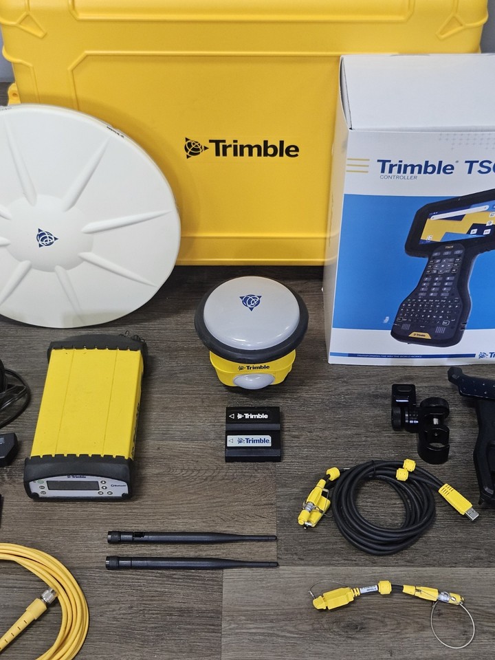 Trimble SPS855 R780 GPS GNSS GAL Bei Base Rover RTK Tilt TSC5 Siteworks ...