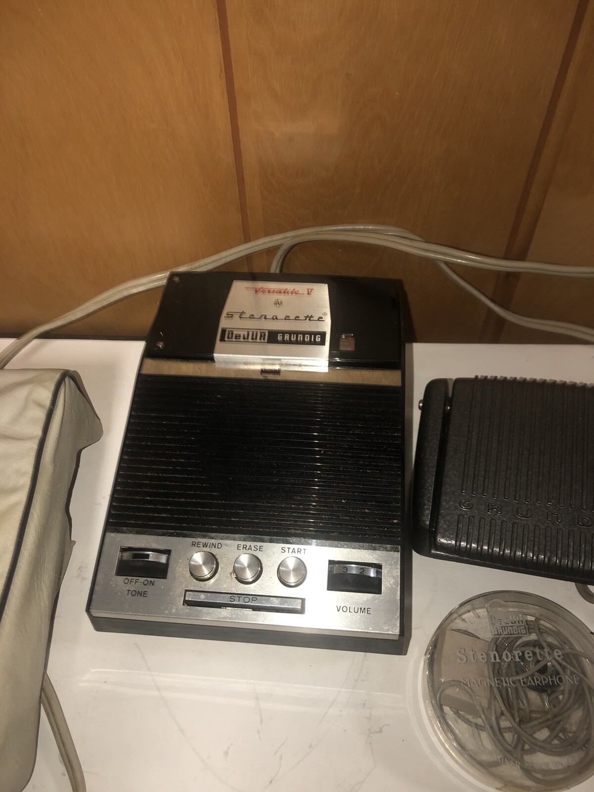 DeJUR Grundig Versatile V Stenorette Dictating Machine W/Earphone And ...