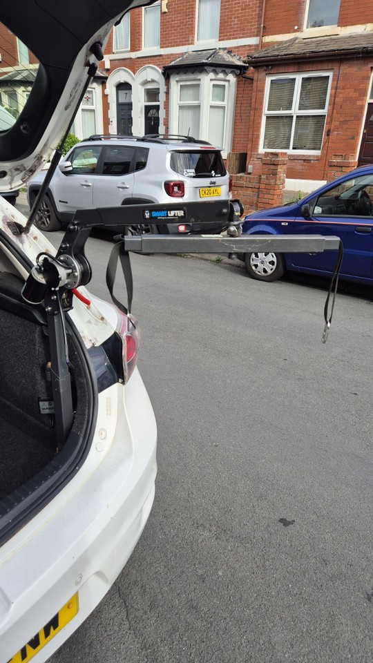 Autochair LC80 "Smart Lifter" Car-Boot Hoist For Scooter / Wheelchair ...