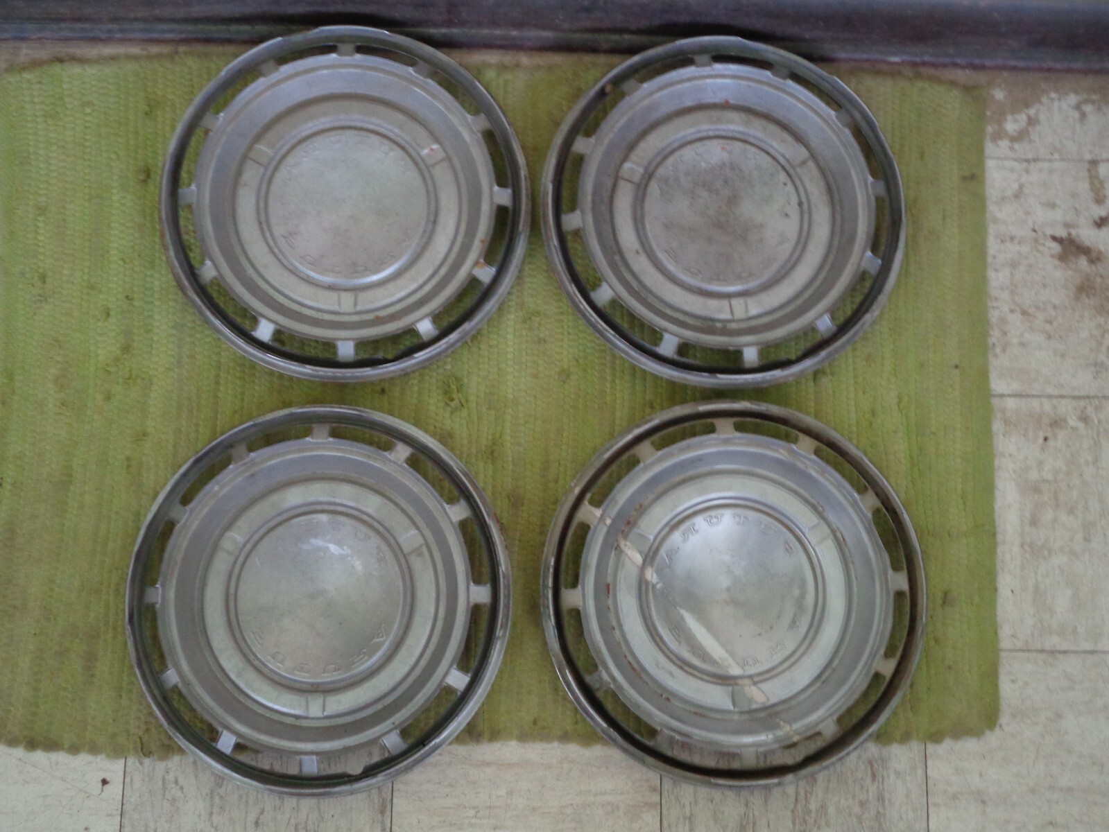 62 63 Ford Falcon Furura Hub Caps 13" Set of 4 Wheel Covers Hubcaps ...