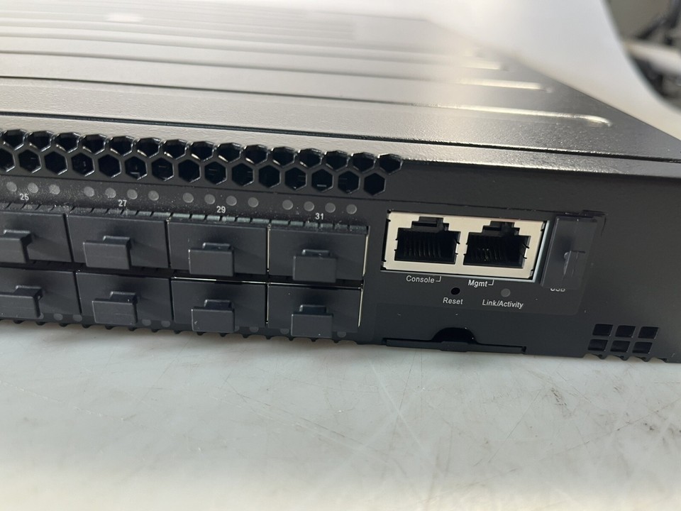 Edgecore 7712-32X-O-AC-F 32x QSFP28 100GbE Data Center Switch | eBay