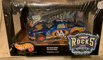 Hot Wheels 1999 NASCAR ROCKS AMERICA #44 Die Cast Car & Guitar NEW in ...