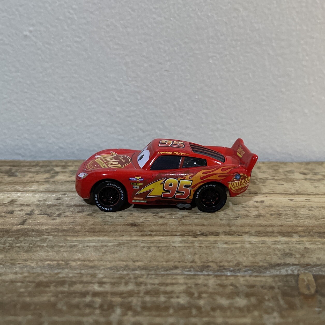 Disney Pixar Cars 3 Rust-Eze Lightning McQueen #95 5 | eBay