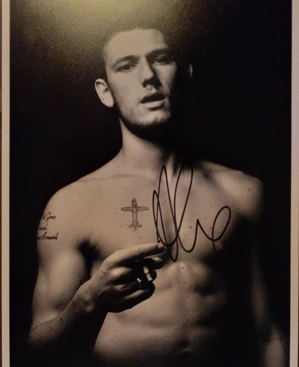 Alex Pettyfer Tattoos
