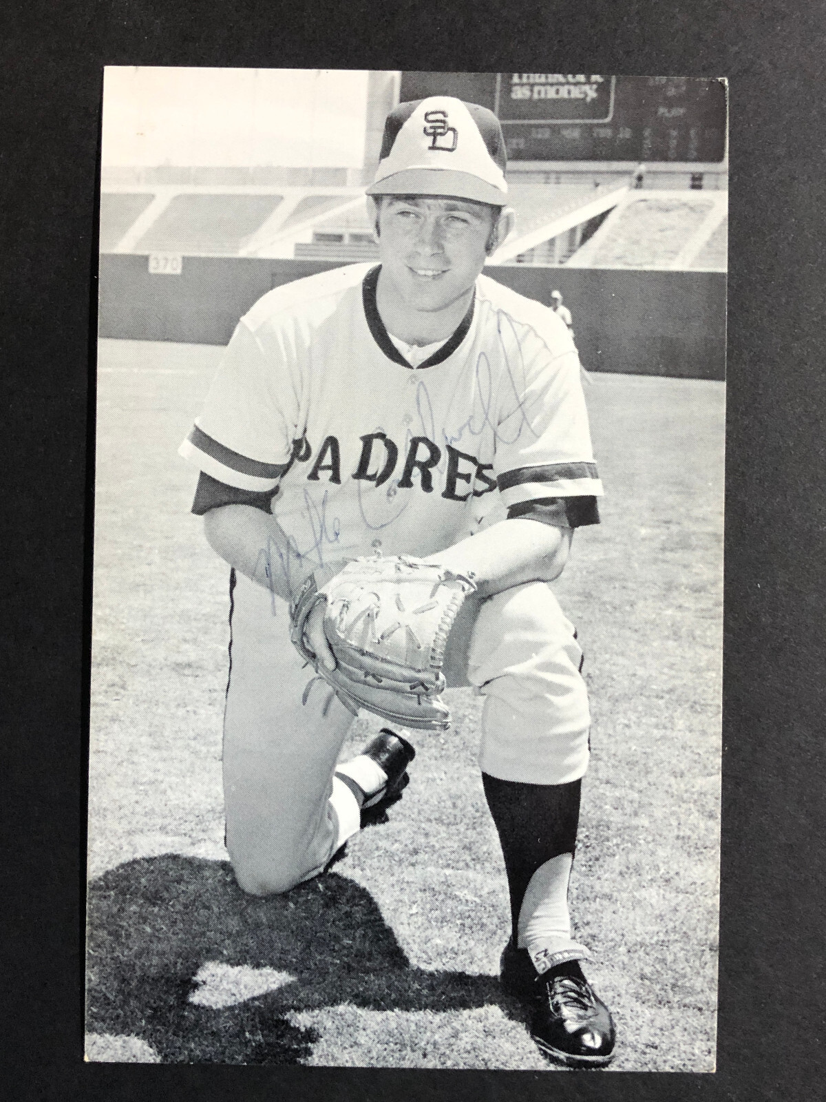 Mike Caldwell Padres Signed 3.5x5.25 Photo Auto Autograph | eBay