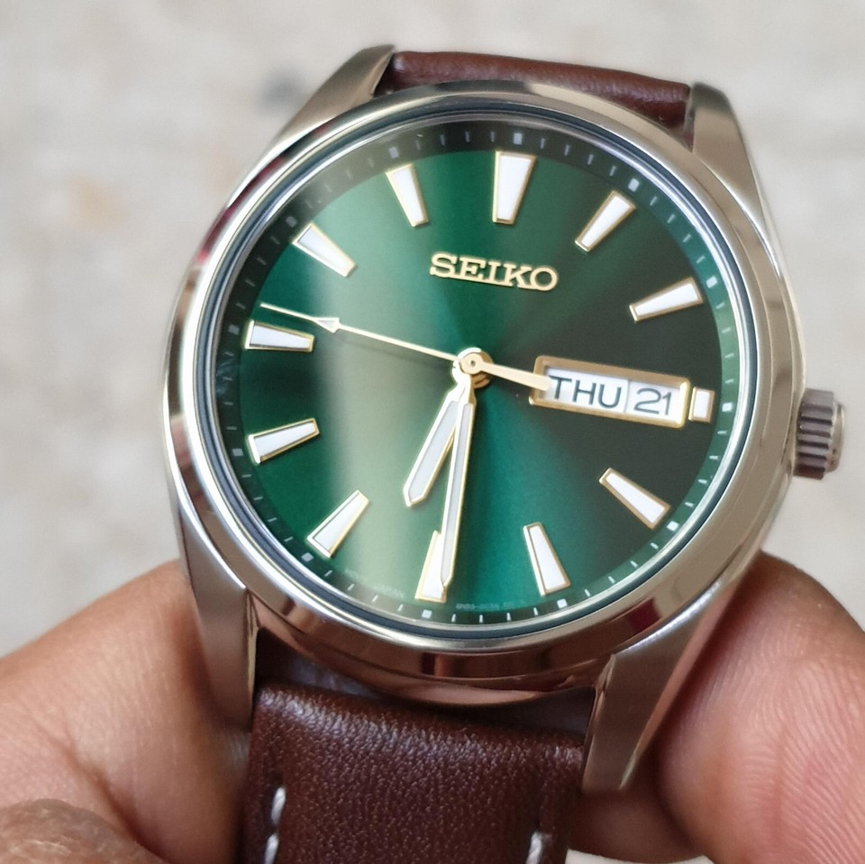 Seiko SUR449P1 Neo Classic Green Analog Brown Leather Quartz Men's ...