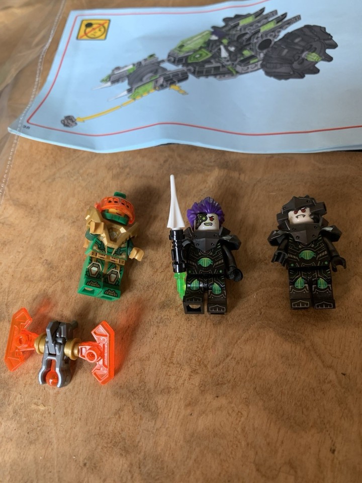 Lego 72002 Nexo Knights: Twinfector. RARE SET No Box 99% complete ...