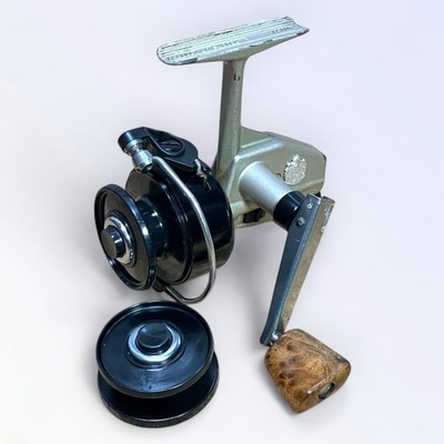 Abu Garcia Cardinal 3 Left Crest 770800 Vintage Spinning Reel from ...