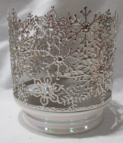 Bath & Body Works Candle Holder 3-Wick JEWELED SNOWFLAKE ON IRIDESCENT ...