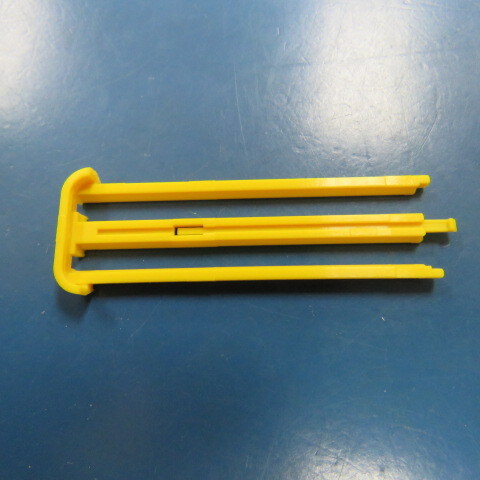 TE CONNECTIVITY 368382-1 Qty of 100 per Lot LOCK, Retainer For Use With ...