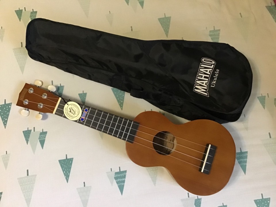 Mahalo MK1-PWTBR Kahiko Plus Soprano Ukulele. Wide Neck Trans Brown ...