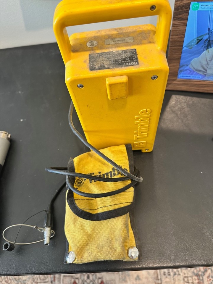 Trimble R10 GNSS antenna, UHF radio, quick connect extension, external ...