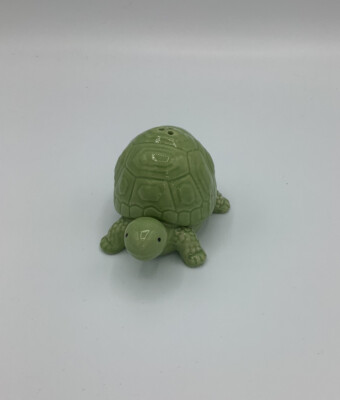 TURTLE Salt & Pepper Shaker Set Stacked RETRO Green With Removable ...