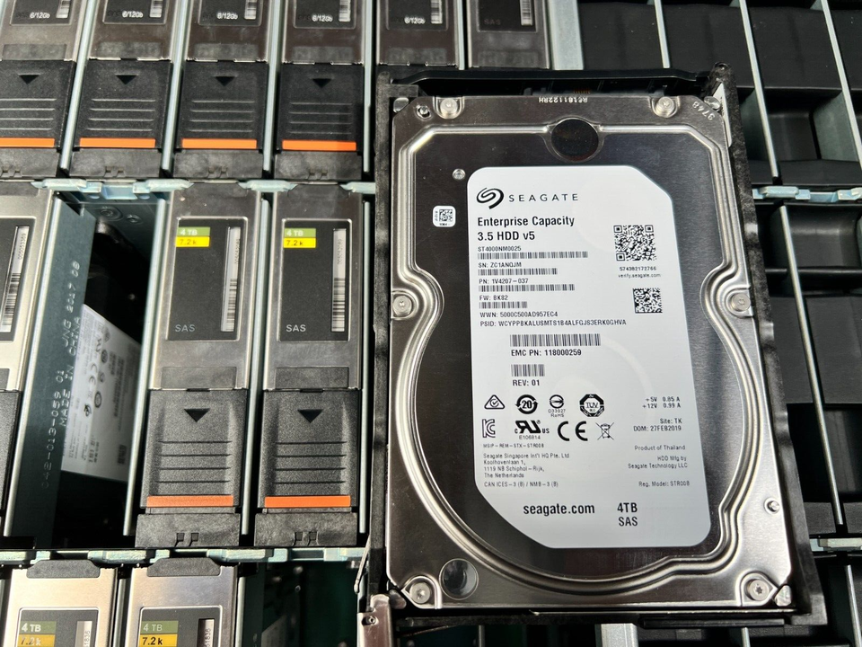 EMC CYAE DS60 4U 60 Bay LFF SAS 12Gbs JBOD Storage Expander 27x4TB SAS ...