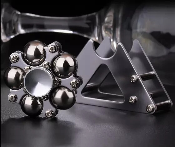 New Stainless Steel Hand Twisting Spinning Top Gyro Gyroscope Spinner ...
