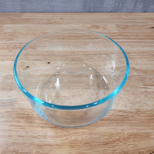 Pyrex 1 Quart Clear Blue Tint Bowl Model 7201 | eBay