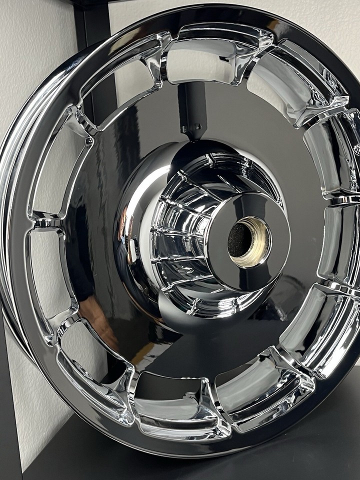 HARLEY REAR OEM FATBOY FLFB FLFBSANV 2022 -23 CUSTOM Chrome WHEEL Rim ...