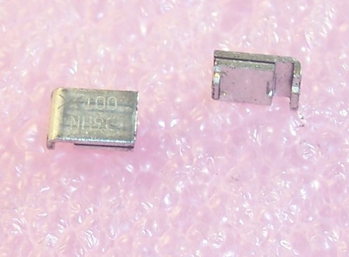 QTY (100) 40A 30V 1.1A HOLD SMD POLYSWITCH RESETTABLE FUSES SMD100-2 ...