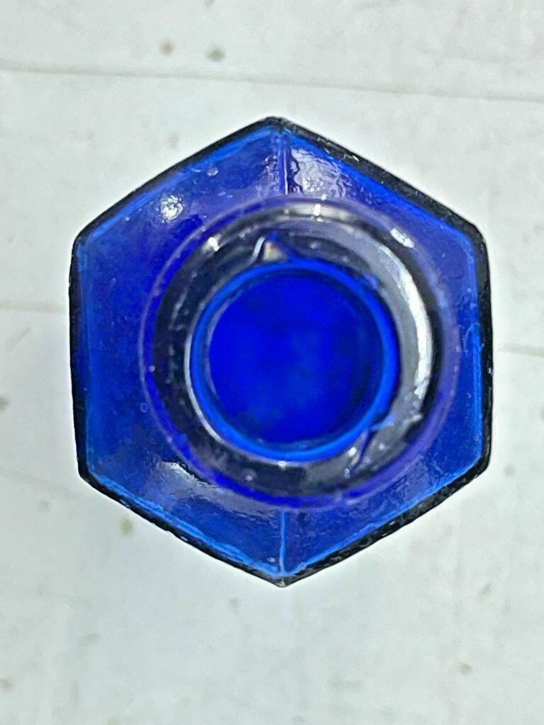 OLD VINTAGE COBALT BLUE EMPTY POISON GLASS BOTTLE,NOT TO BE TAKEN MADE ...