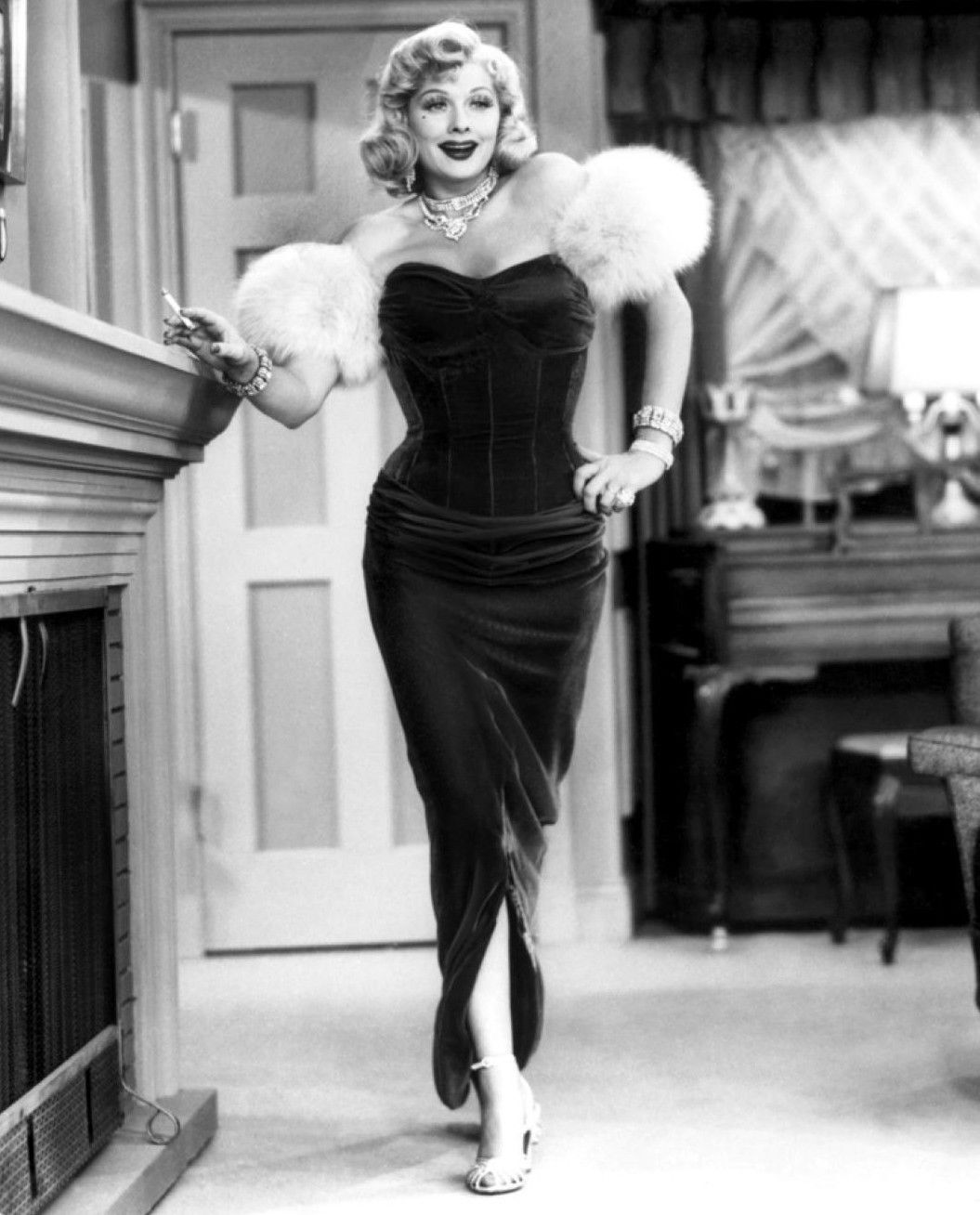 Lucille Ball Smoking 8x10 Picture Celebrity Print Ebay