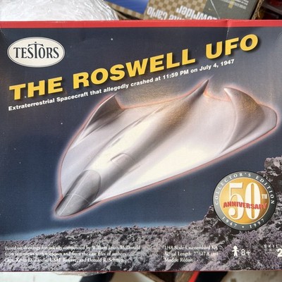 Testors The Roswell UFO 50th Anniversary 1/48 Scale Kit Model, NEW | eBay