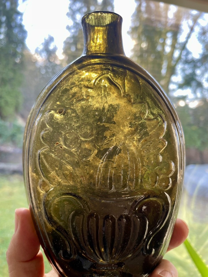 ANTIQUE CORNUCOPIA/URN WITH FRUITS OLIVE GREEN FLASK/BOTTLE 6 3/4 TALL ...