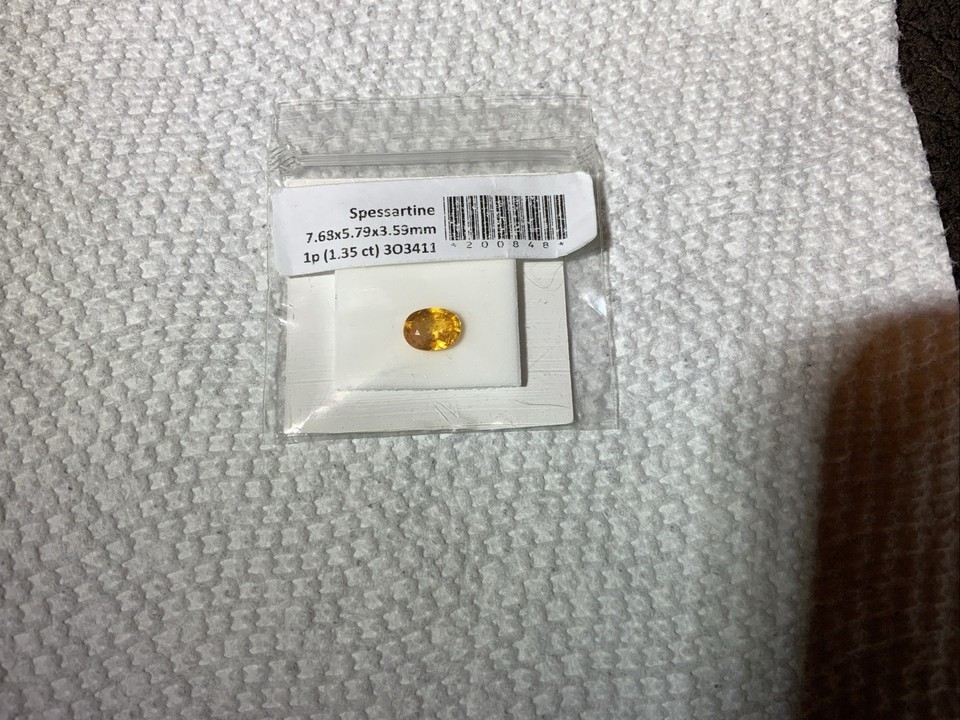 Spessartine garnet Gemstone 1.35ct. 7.68x5.79x3.59mm Very Nice Natural ...