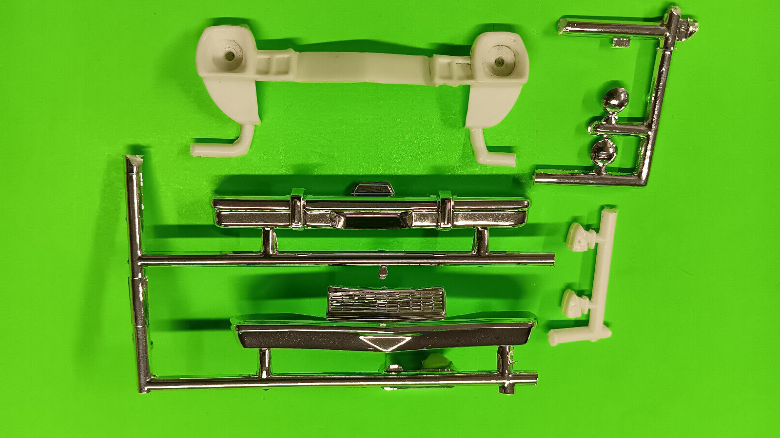 AMT '77 Ford Pinto Runabout 1/25 Chrome Grille Bumpers Head Lights ...