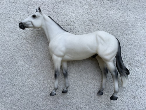 Retired Breyer Horse #301158 Jacy Grey Geronimo Tractor Supply Special ...