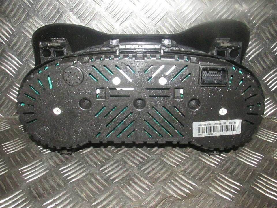 ALFA GIULIETTA SPEEDOMETER INSTRUMENTS CLOCKS DISPLAY UNIT 50516477 ...