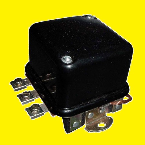 121577C1 IH Farmall 12 Volt Voltage Regulator Cub Loboy 140 300 350 450 ...