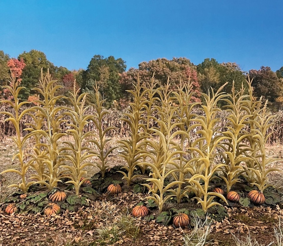 BRITAINS DIORAMA ACCESSORIES 53018 AUTUMN CORN & PUMPKINS | eBay