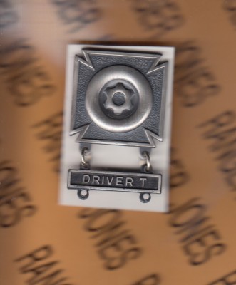 US Army DRIVER w/ TRACKED Vehicle Tab Qualification badge award ...