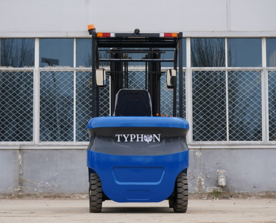 TYPHON VIGOR 3.0 Blue Electric Forklift 3 Ton Lifter Lift Truck Jitney ...