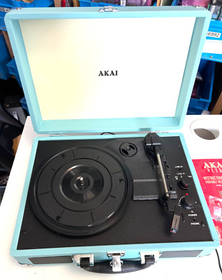 AKAI - A60011N - Portable Bluetooth Vinyl Record Player - Green Carry ...
