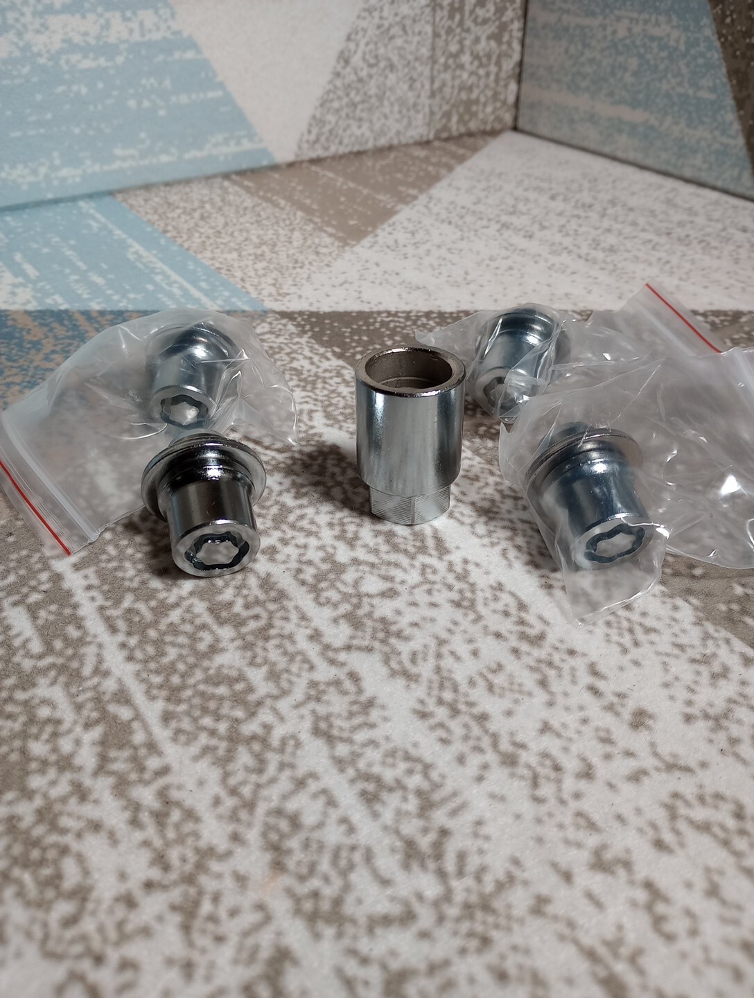 Toyota Wheel Lock Set Part# C0276-00900 OEM NOP for sale online | eBay