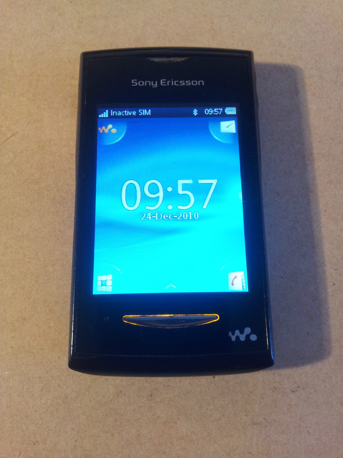 Sony Ericsson W150i Yendo Black Unlocked Mobile Phone Digital Camera ...