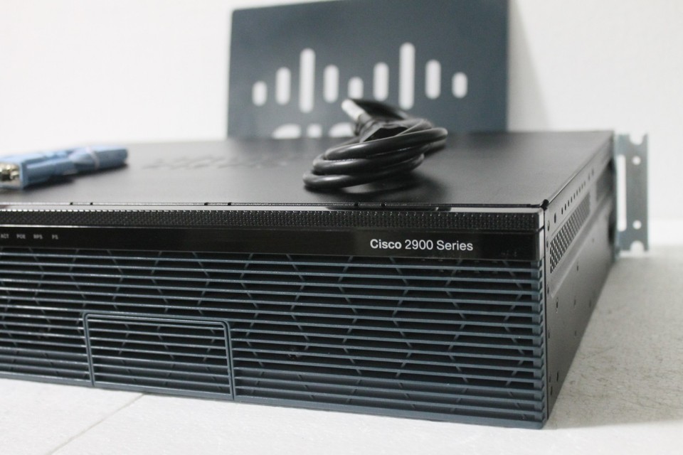 CISCO 2911-HSEC+/K9 Router HSEC ISM-VPN-29 CISCO2911 | eBay