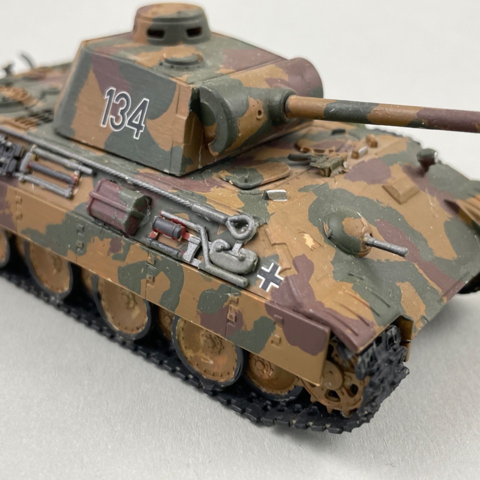 Built 1/72 Scale Tank Pz.Kpfw. V Panther Ausf.A Revell, WW2 German Tank ...