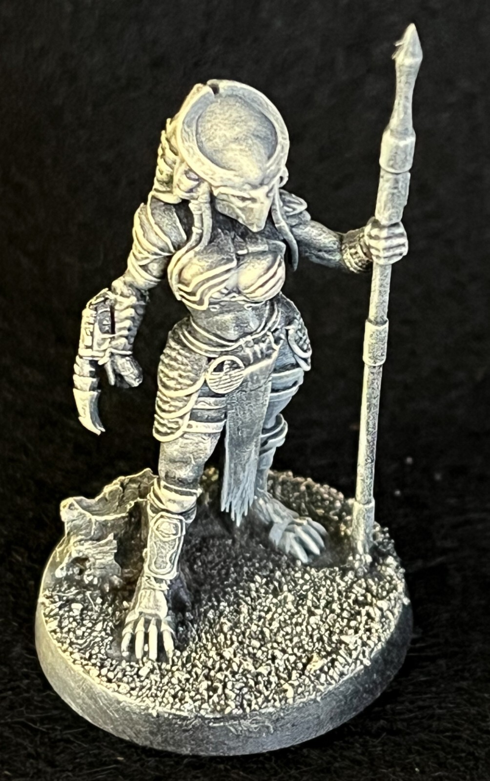 Lanika, Elite Vixen Skull Hunter 32mm Papsikels Miniature AvP, Predator ...