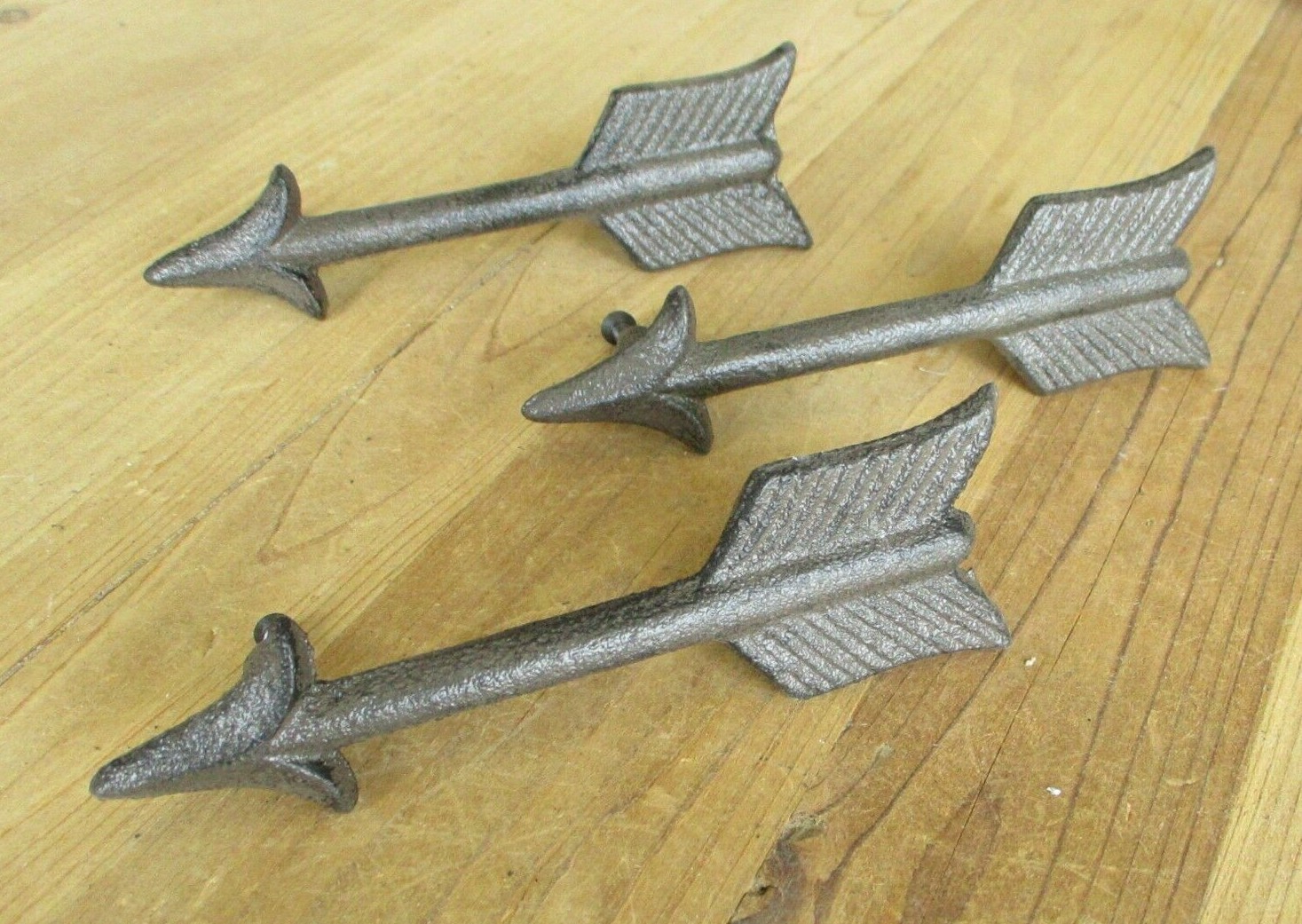 6 Cast Iron Arrow Pulls Handles Hardware Knobs Rustic Cabinet Door ...