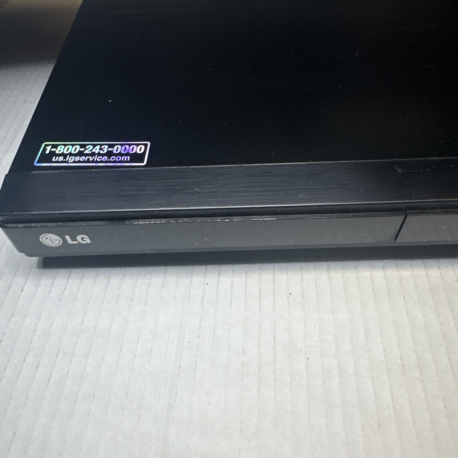 LG Network 3D Blu-Ray Disc DVD Player Model BD670 Smart TV & WiFi With ...