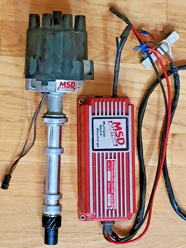 MSD Chevrolet distributor and MSD 6200 Ignition Box | MSD 8461 ...