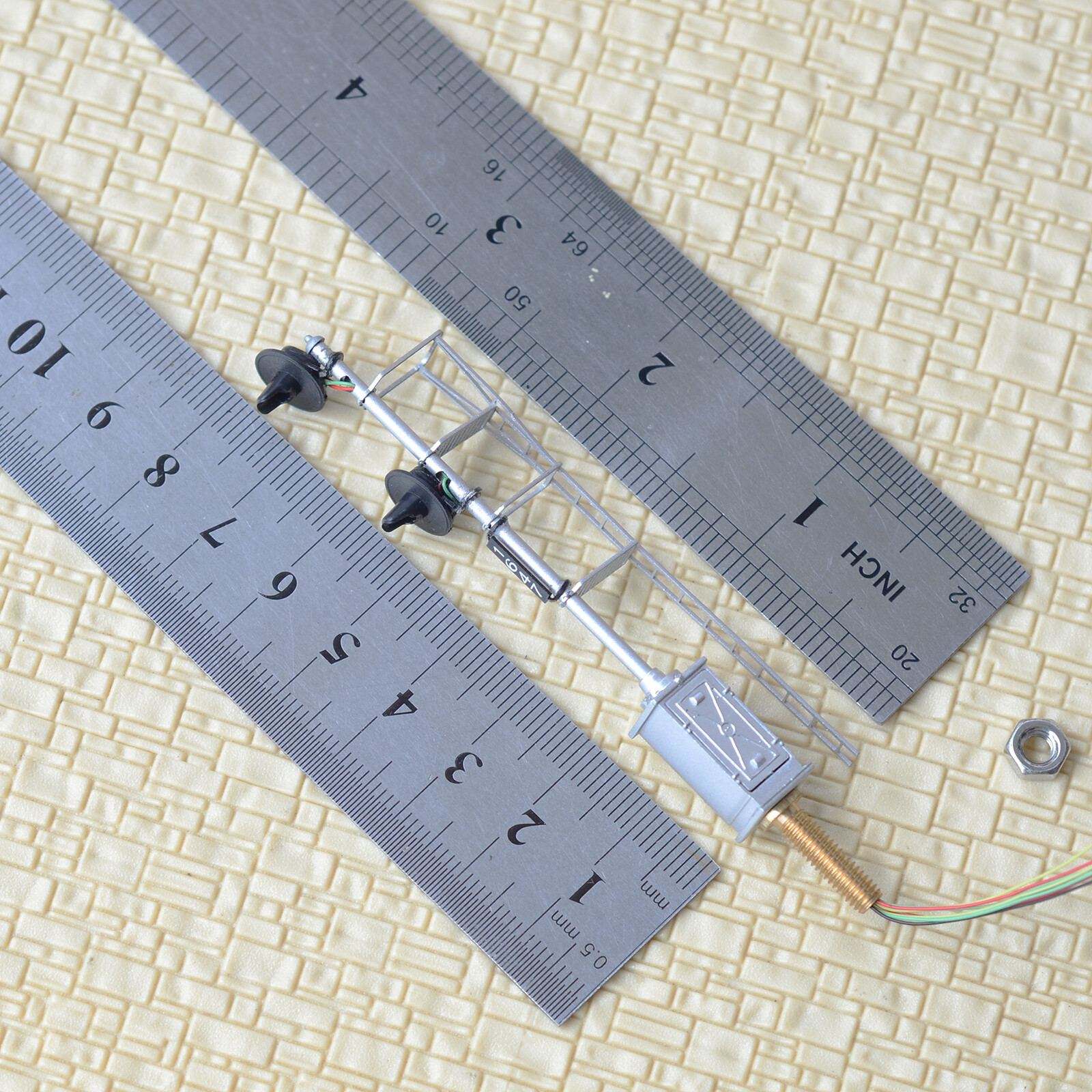 1 x HO scale model railroad 3-colors searchlight signal fine metal 2 ...