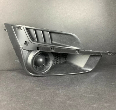 15 16 Subaru Impreza RH Passenger Side Fog Light Cover No Chrome ...