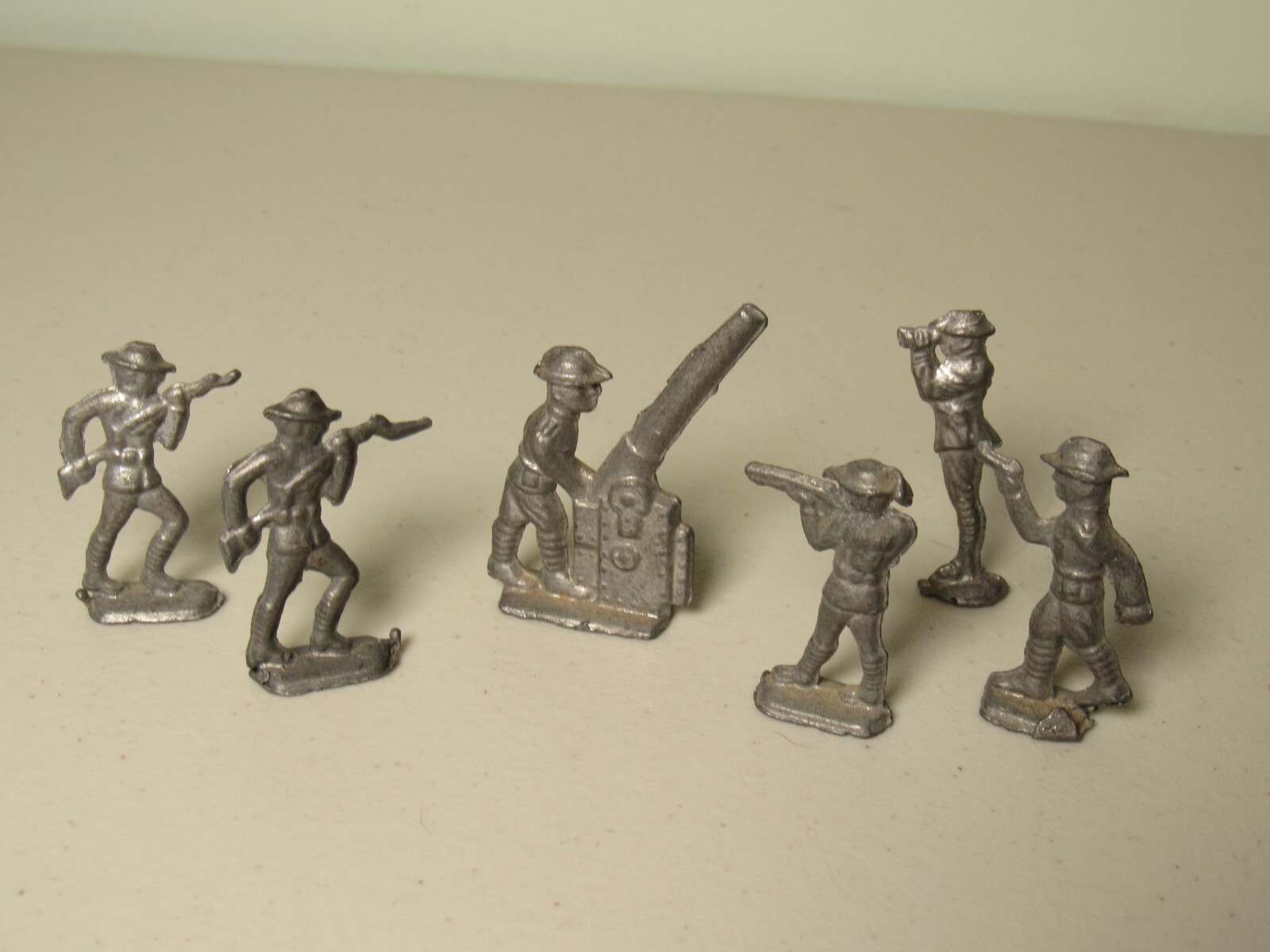 Lot of 6 Vintage Toy Lead Soldiers Unmarked and Unpainted | eBay
