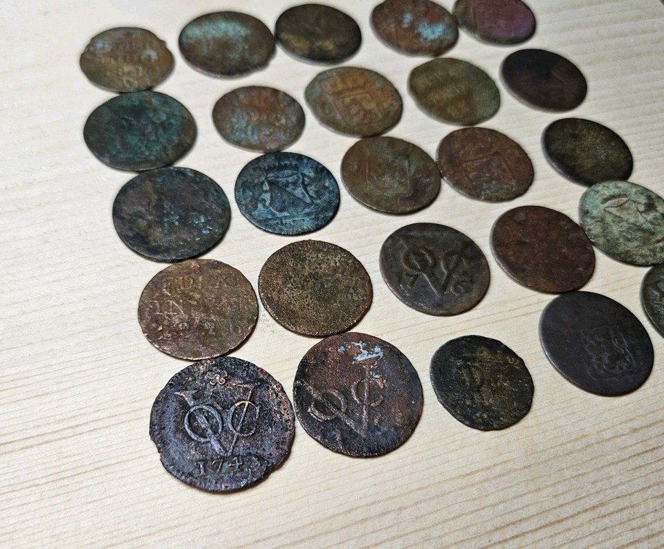Lot of 25 VOC East Indies Copper Colonial Coins 1700s 1800s Batav New ...